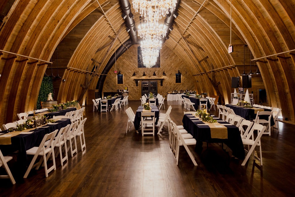 Wedding Couple Gallery | Sweeney Barn - Manassas, VA | Sweeney Barn