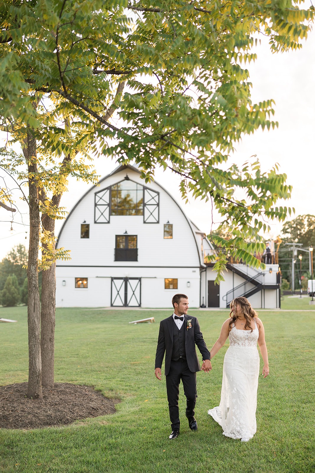 Wedding Couple Gallery | Sweeney Barn - Manassas, VA | Sweeney Barn
